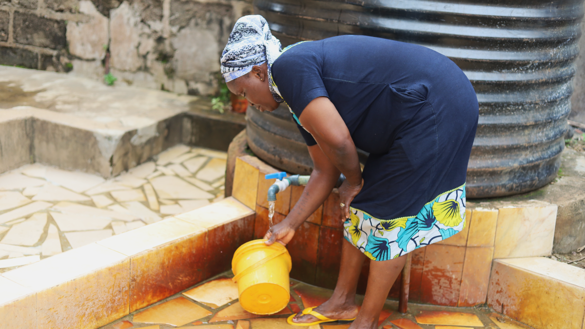 Poisoned wells: Oil pollution haunts Nigerian district for decades ...